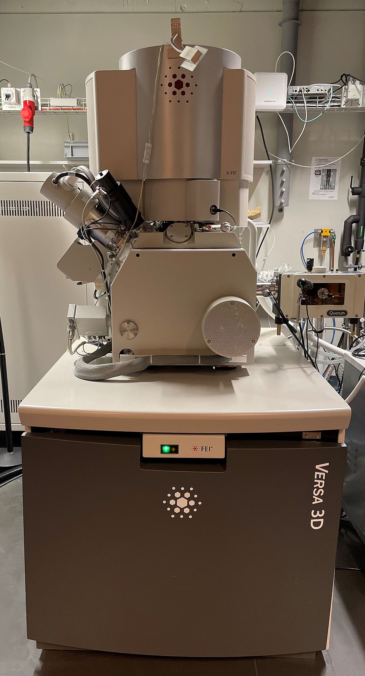 REM - FEI Versa 3D DualBeam | Swiss Nanoscience Institute